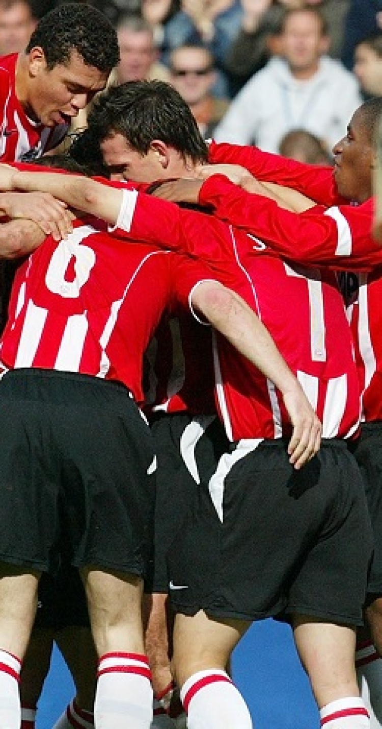 PSV - A look at the history of PSV - Ajax